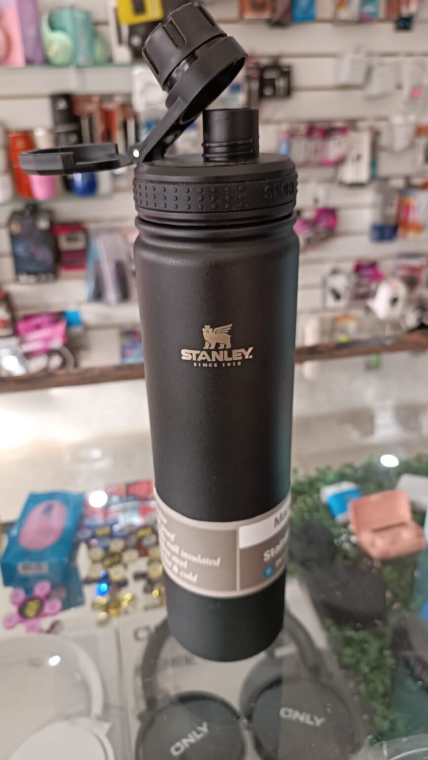 BOTELLA TERMICA TIPO STANLEY NEGRO 750ML CON PICO A ROSCA – Electro Gamer
